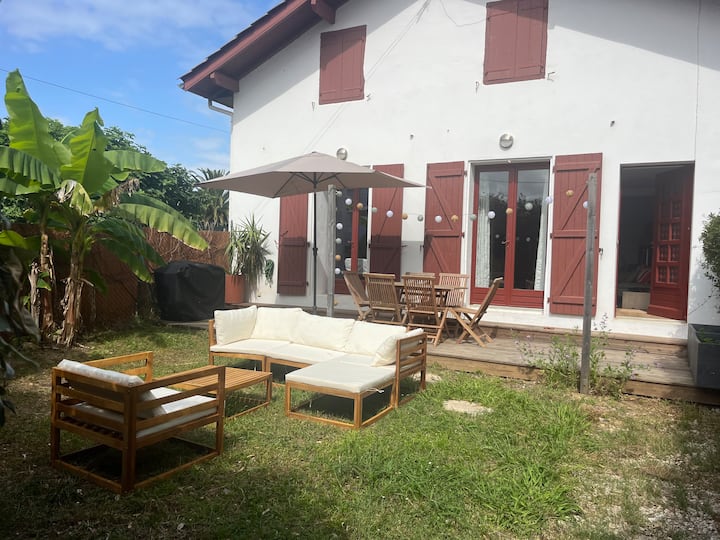 Appartement Dans Villa Basque à 5 Min Des Plages - Bidart