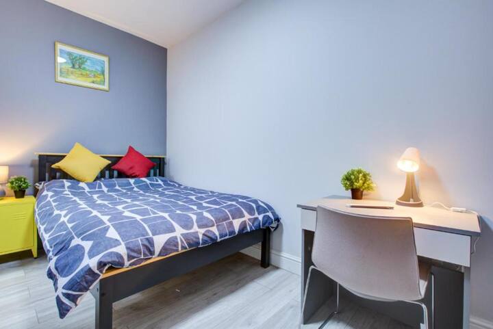 One Bed Room Apartment (3 Guest) - Romford