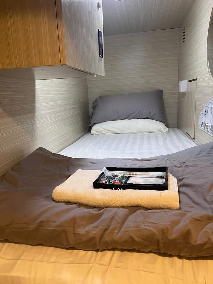 Family Room For 6 Bedded @ Coller Chinatown - Toa Payoh