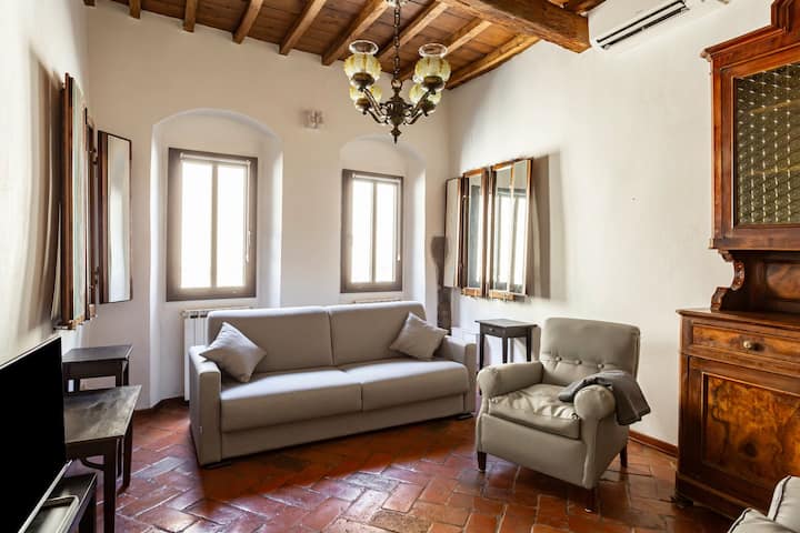 San Frediano Arches Lovely Apartment - Florence