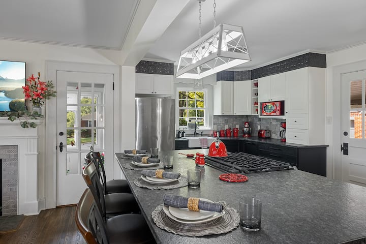 The Magnolia House - 3bdr By Downtown Mooresville - Mooresville, NC