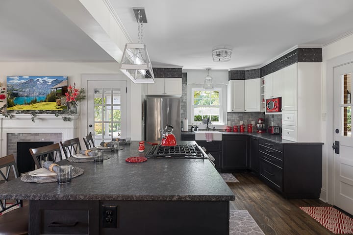 The Magnolia House - 3bdr By Downtown Mooresville - Mooresville, NC