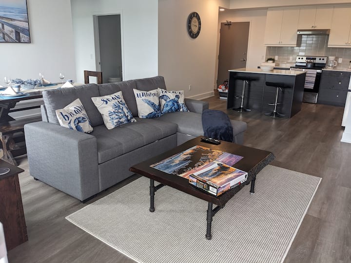 Fenelon Falls Condo Retreat On Cameron Lake - Kawartha Lakes