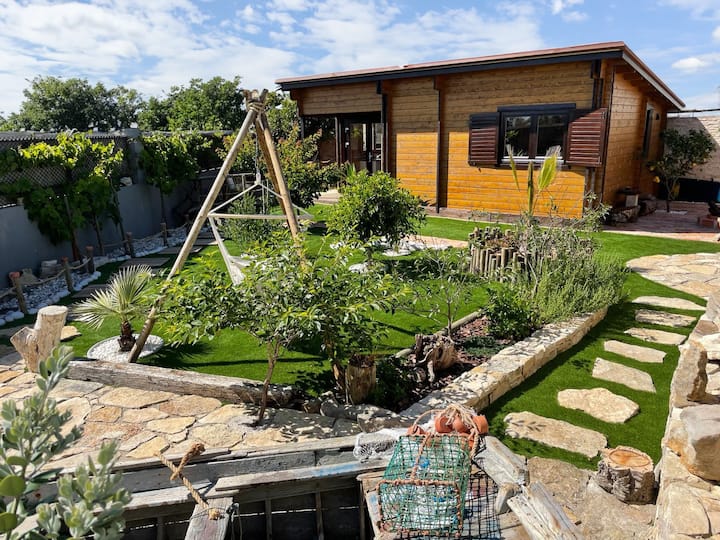 Casa Em Madeira Com Jardim Privado - Peniche