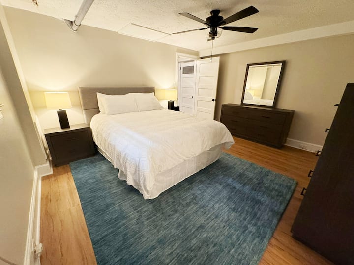 Newly Renovated 1bd/1ba Apt - Danville, VA