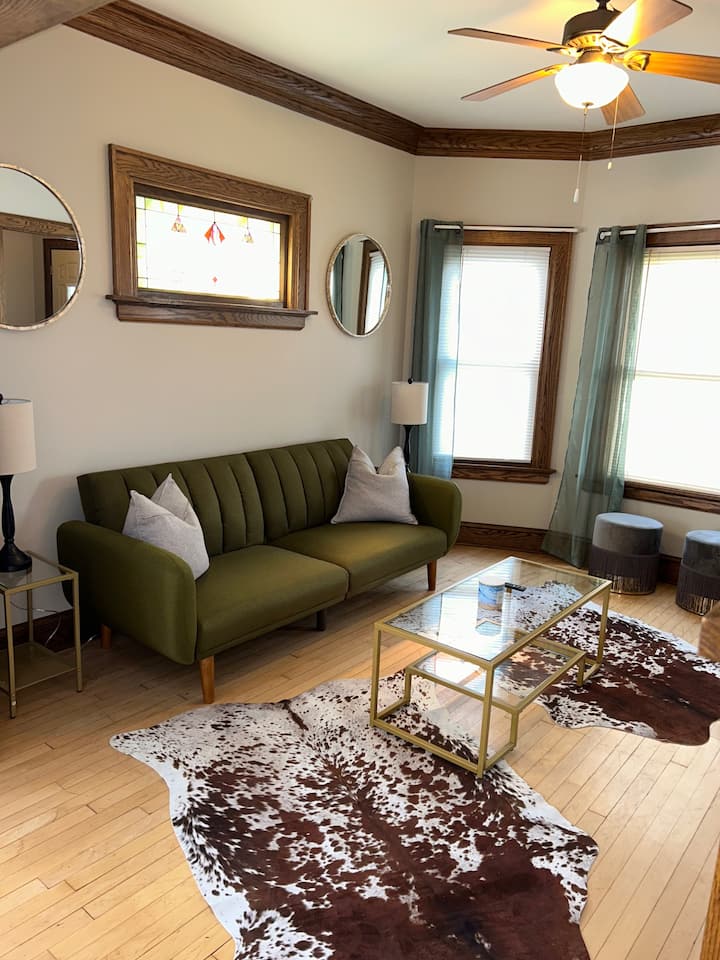 Party Of 12 In West Allis - Milwaukee, WI