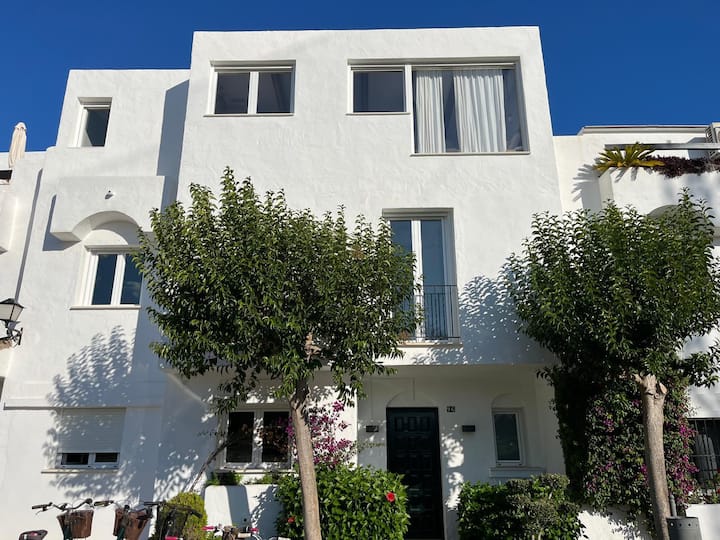 Preciosa Casa En Marbella - Ojén