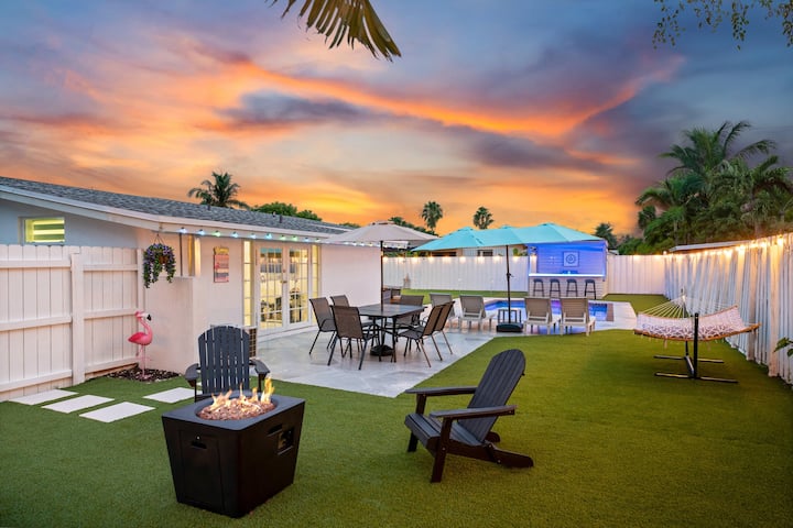 Family Paradise| 10min To Beach |Mini-put| Led Bar - Pompano Beach, FL