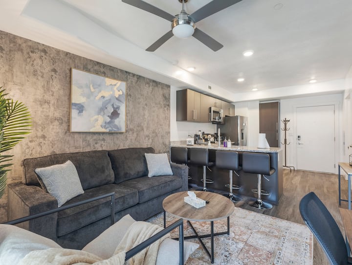 Central Apartment Near Downtown W/fire Pit - Salt Lake City