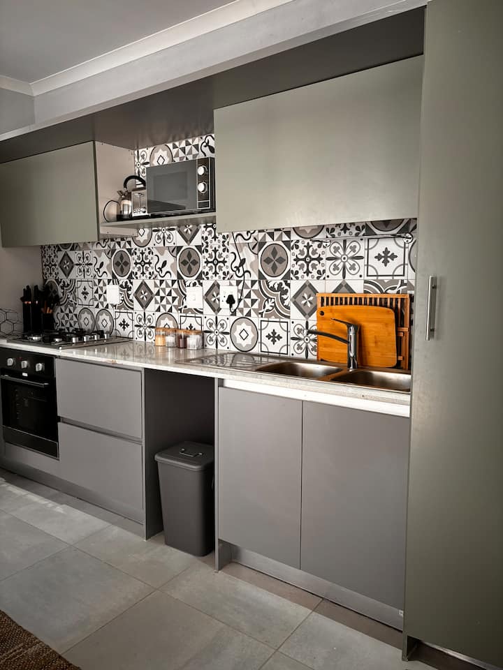 Red Gates 3 - Sandton