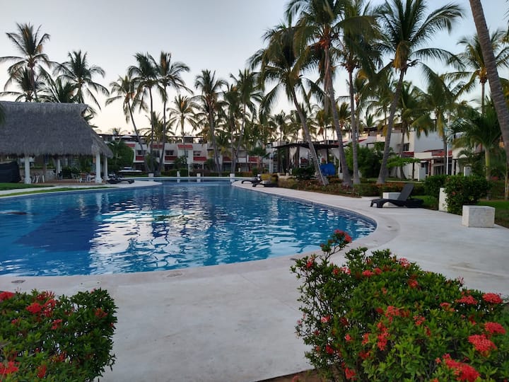 Hermosa Villa,  Acapulco Diamante - Acapulco