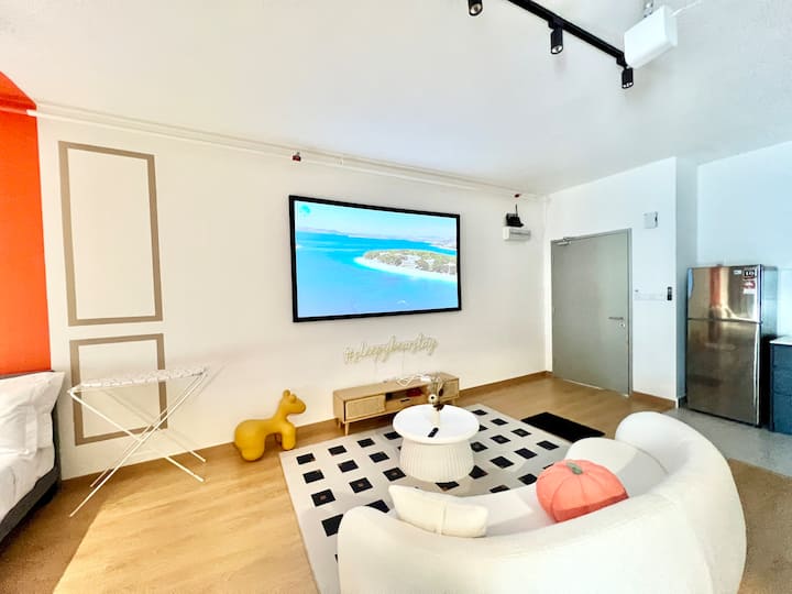 Splashmania Gamuda Cove Projector By Sleepy Bear - Banting