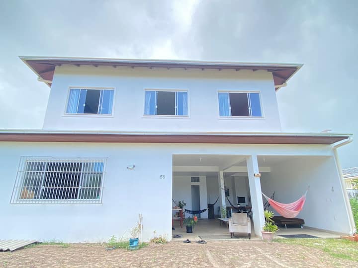 #038 Casa Bombinhas P10 Pessoas - Governador Celso Ramos