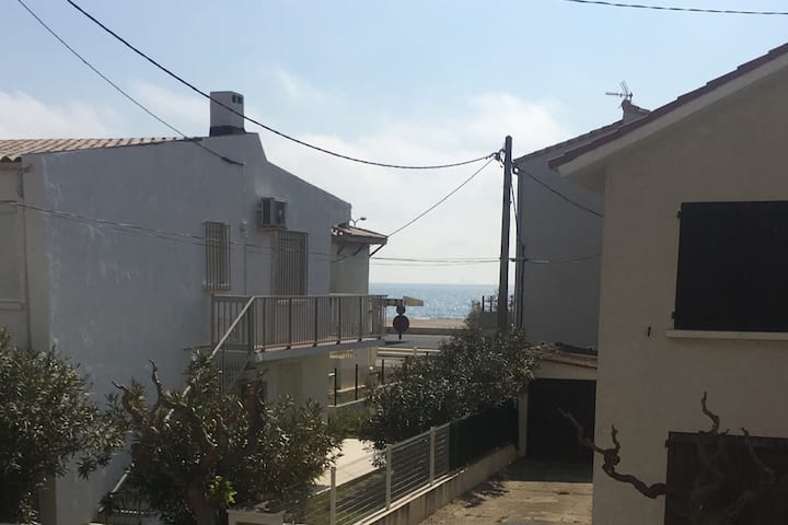 Appartement Situé Au Bord De Mer - Gruissan