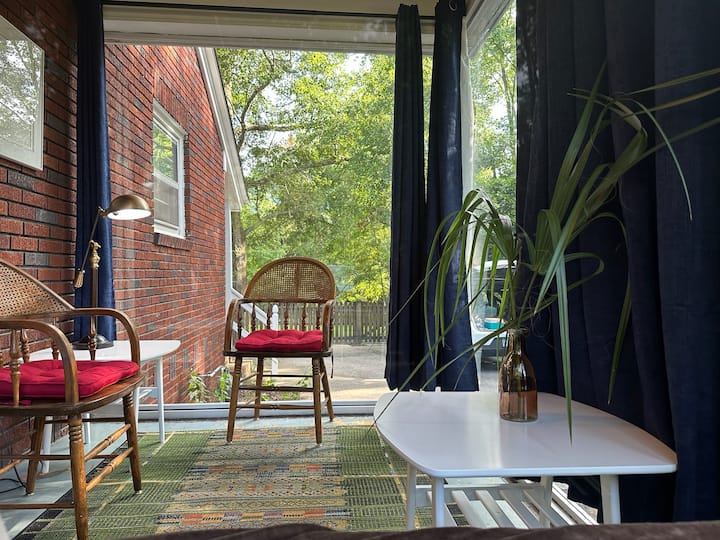 Charming 2 Bedroom Home Great Location West Ashley - Charleston, SC