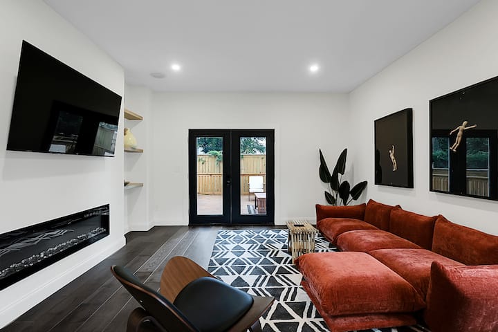 Modern Home | 10-min To Airport | 5-min To Stadium - Atlanta, GA