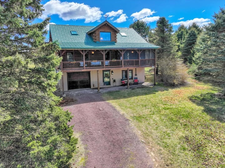 Snow Season! The Lodge @ Bear Creek Lake - Jim Thorpe, PA