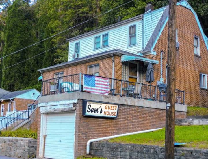 Sam's Main House - Northfork, WV