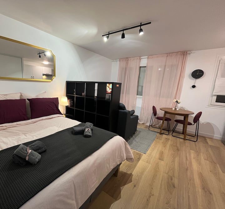 Eternal Rose - Queen Size, Netflix,3min De La Gare - Troyes