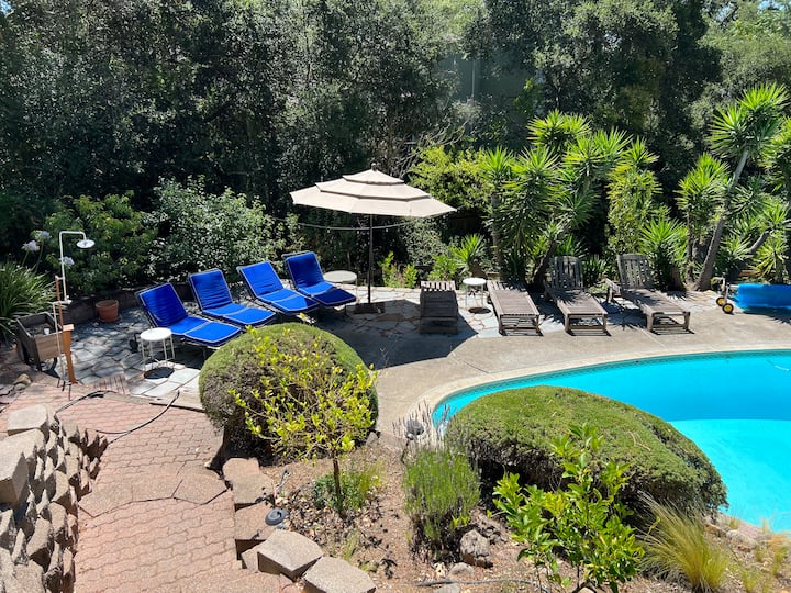 Poolside Bungalow W/ Private Deck - Healdsburg, CA