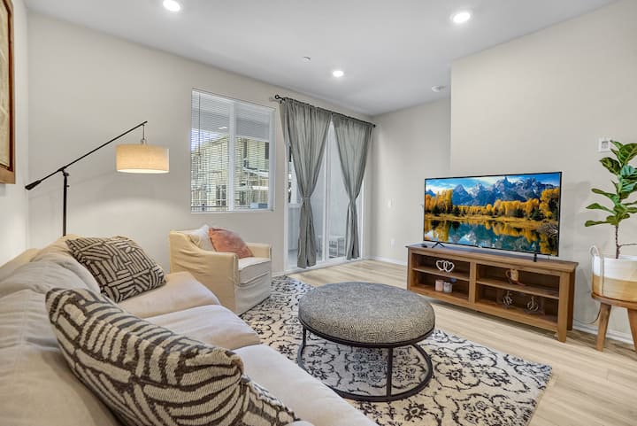 Modern Home In West Covina | 3br/3ba - West Covina, CA