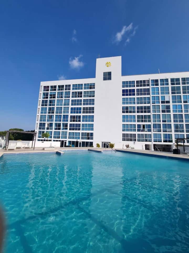 Charming Seaside Escape + Pool - Panama