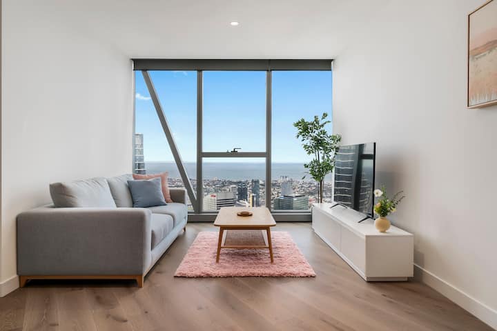 Breathtaking City & Bay Views Apt ~ Best Location! - Melbourne