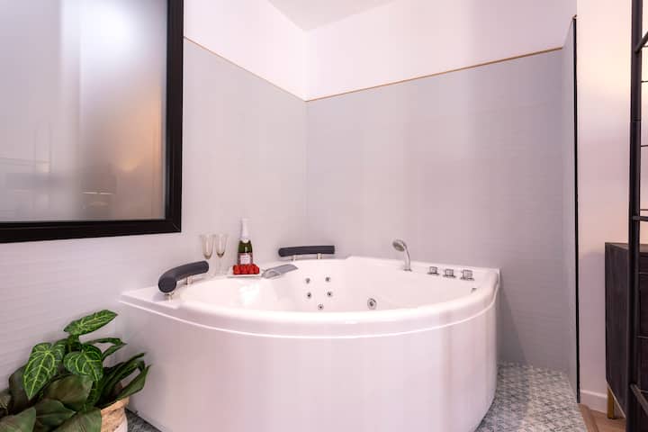 Suite Con Sauna Y Jacuzzi Privado - Málaga