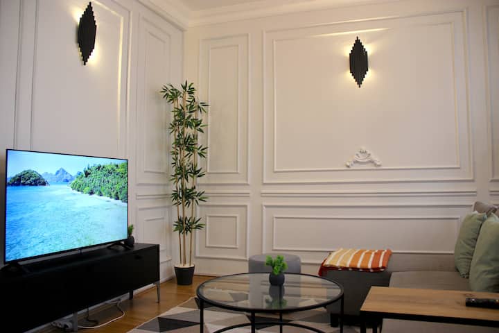 Designed 1+1 Apartment In Most Central Location - İstanbul