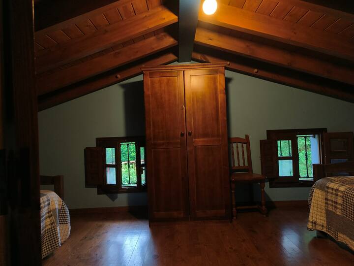 Casa De 2 Dormitorios - Cangas de Onís