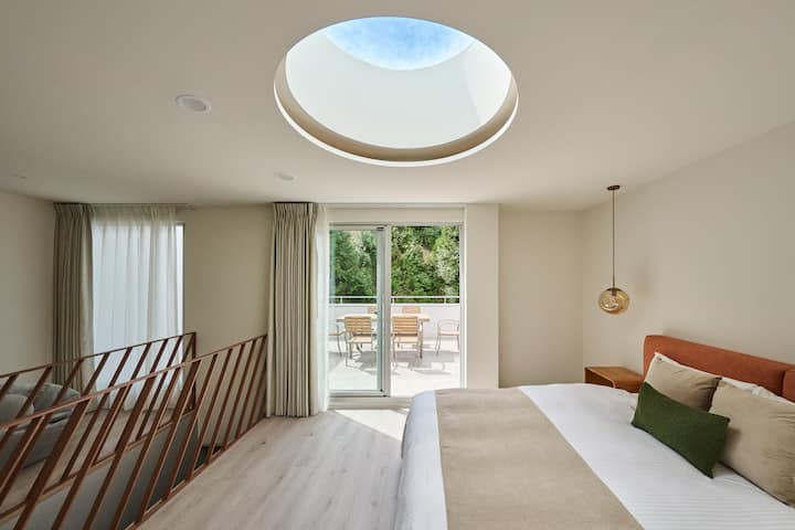 【清境民宿】303露台樹景四人樓中樓~青青草原、清境農場、高空步道、合歡山日出、武嶺、奧萬大、南投 - Ren'ai