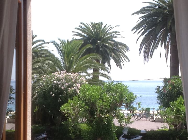 Noli Con Balcone Fronte Mare - Noli
