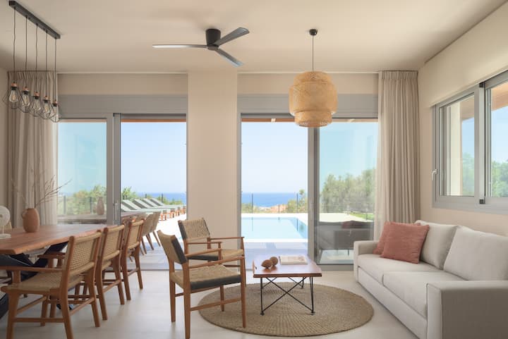 Olvios Villa I, With 35m² Pool & Seaviews - Hersonissos