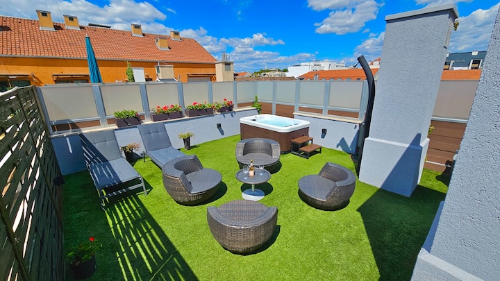 Jacuzzi Tuscany Terrace Apartment +Free Parking - Budapest