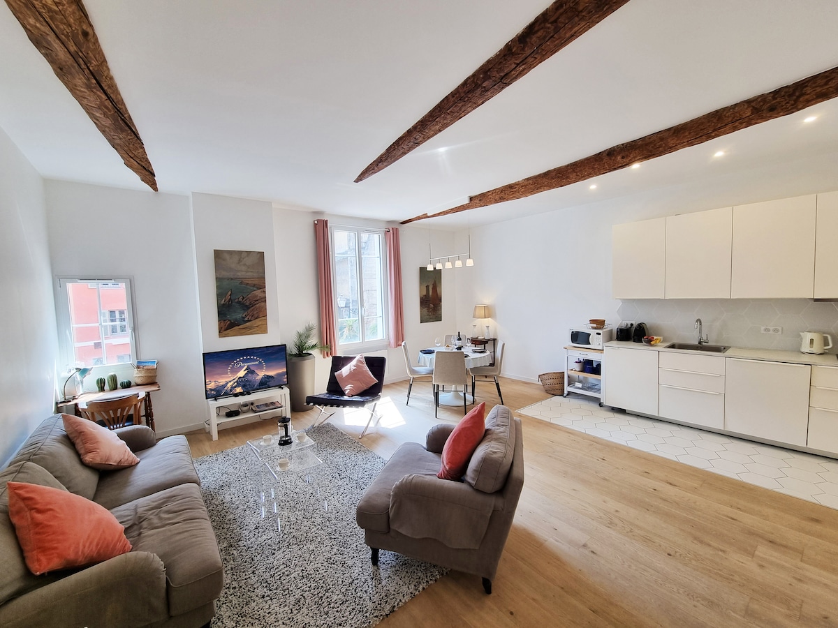 «Le White Pearl» de EnjoyNice: tranquilo, en el casco antiguo de Niza ...