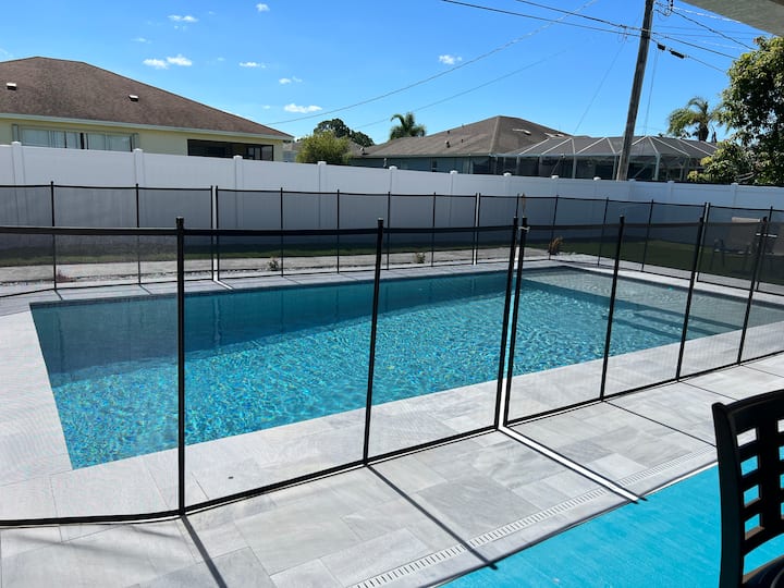 Sea Lion Serenity Retreat - Port St. Lucie, FL