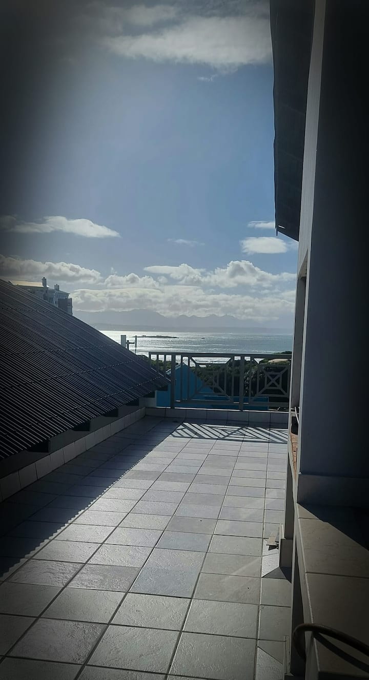 Bolandpark Villa B32 - Mossel Bay