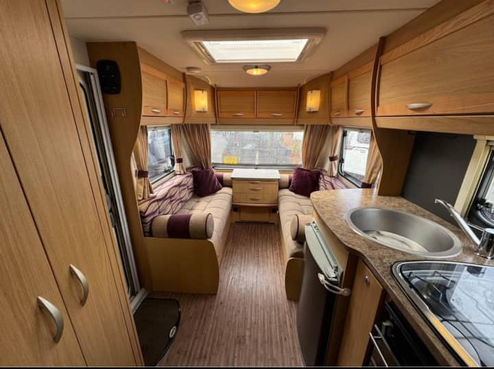 Cosy Caravan For Hire! - Hereford