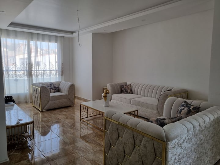 High-end Spacious Apartment - Constantine