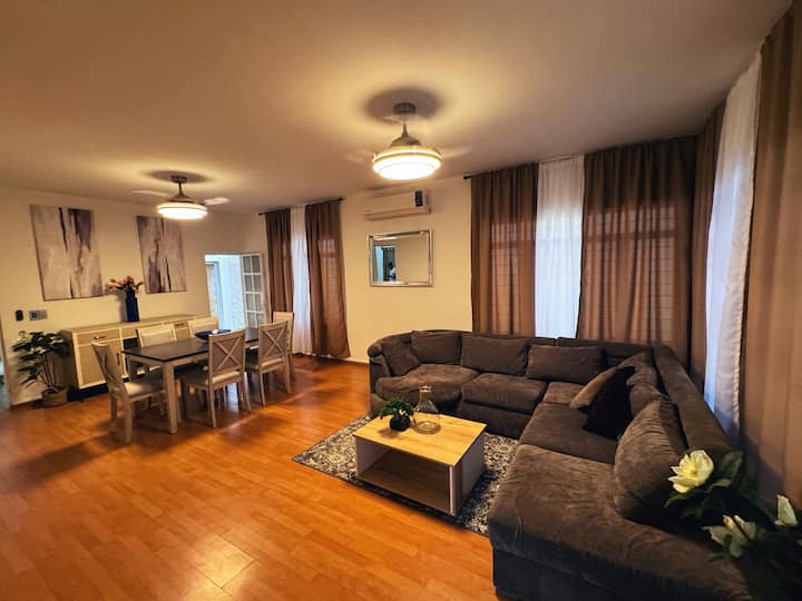 A 1 Cuadra Del Metro Planta Baja Sin Escalones - Monterrey