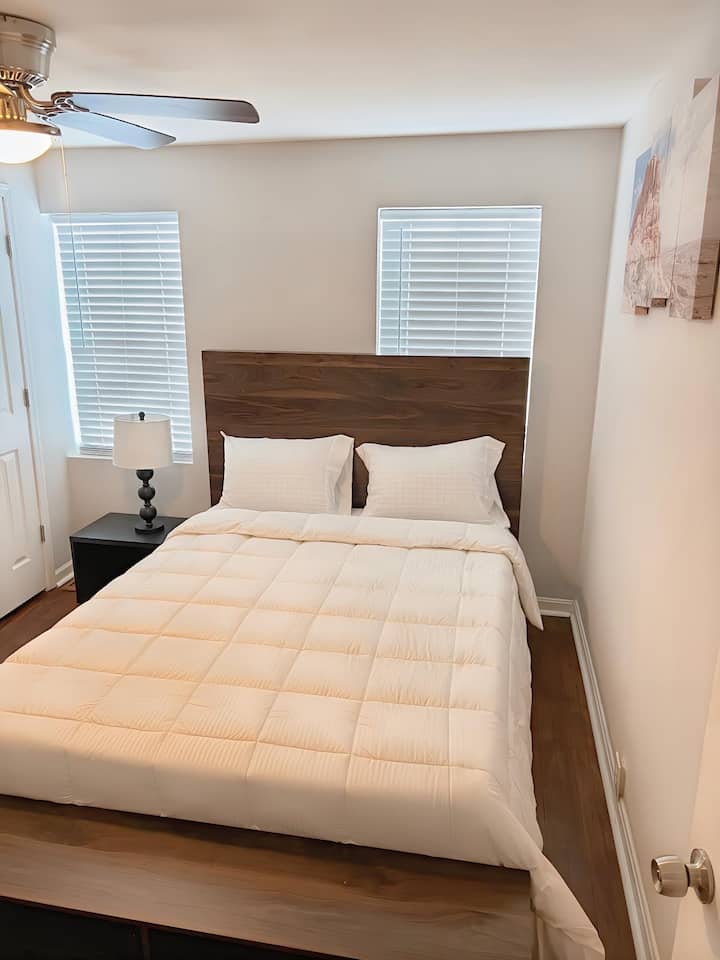 Home For Professionals - Baltimore, MD