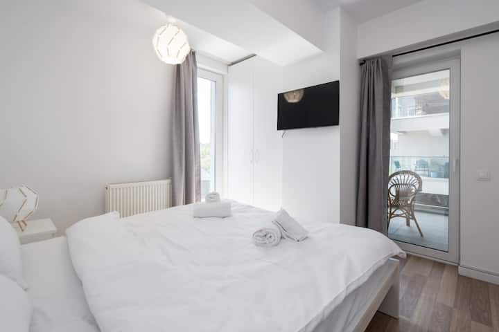 A Home Away - Politehnica Park - Bucarest