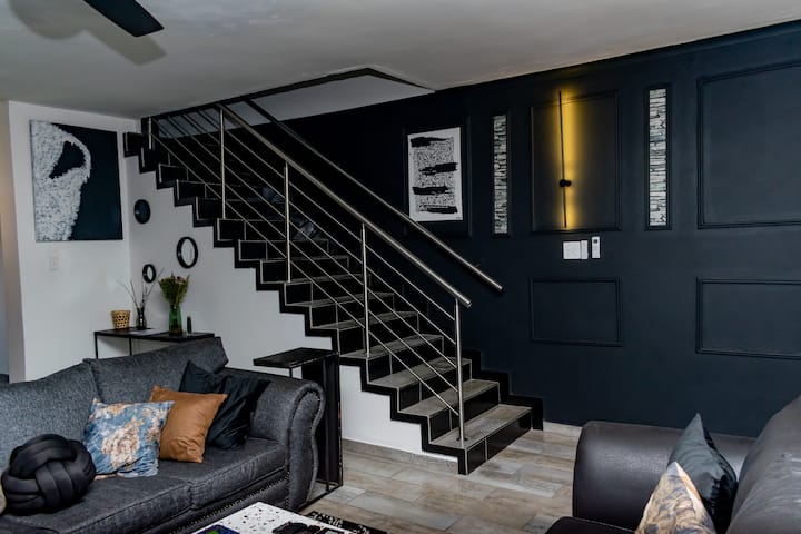 A Chic Stay In The Metropolis. - Pretoria