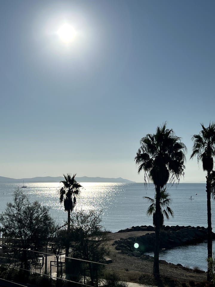 Chez Jo : Duplex Terrasse & Vue Mer Hyères - Porquerolles