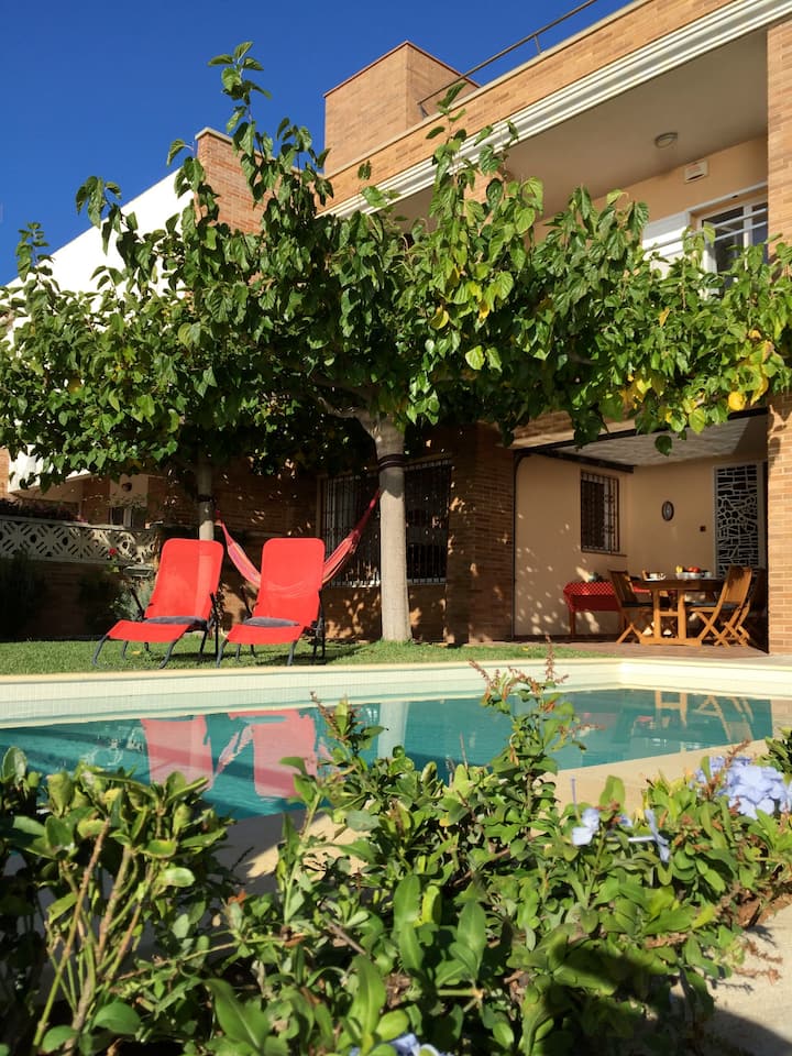 Villa Avec Vue Imprenable!  Piscine Privée - Torredembarra