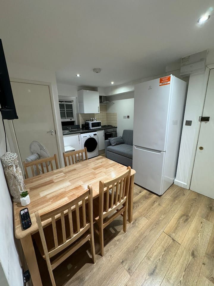 Cozy Apartment - 5 Min From Camden Market Hw7 - Londres