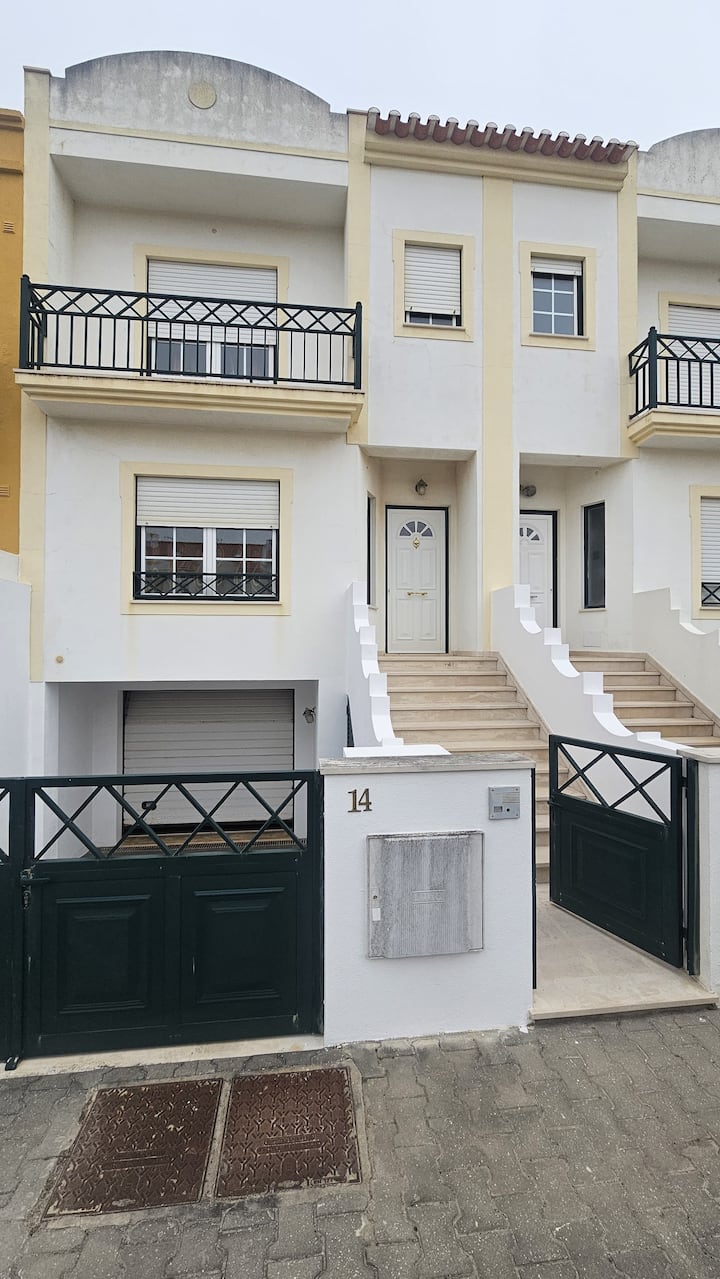 Surfando No Baleal 8 Pessoas - Ferrel