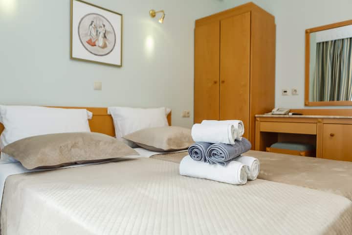 Hypnos Skg Room 102 - Thessaloniki