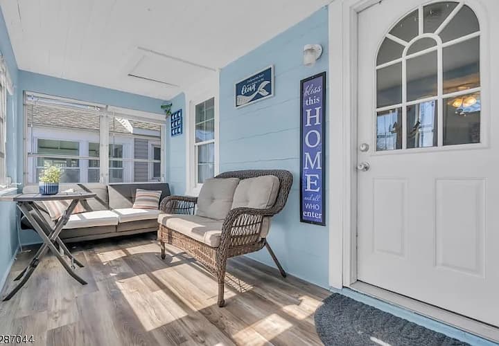 Beach Cottage By The Bay - Seaside Park, NJ
