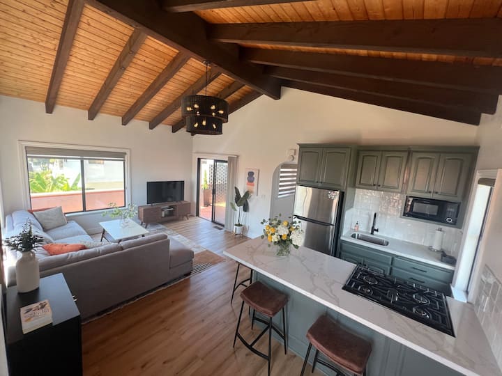 Guesthouse In Redondo Beach, Ca - Hermosa Beach, CA